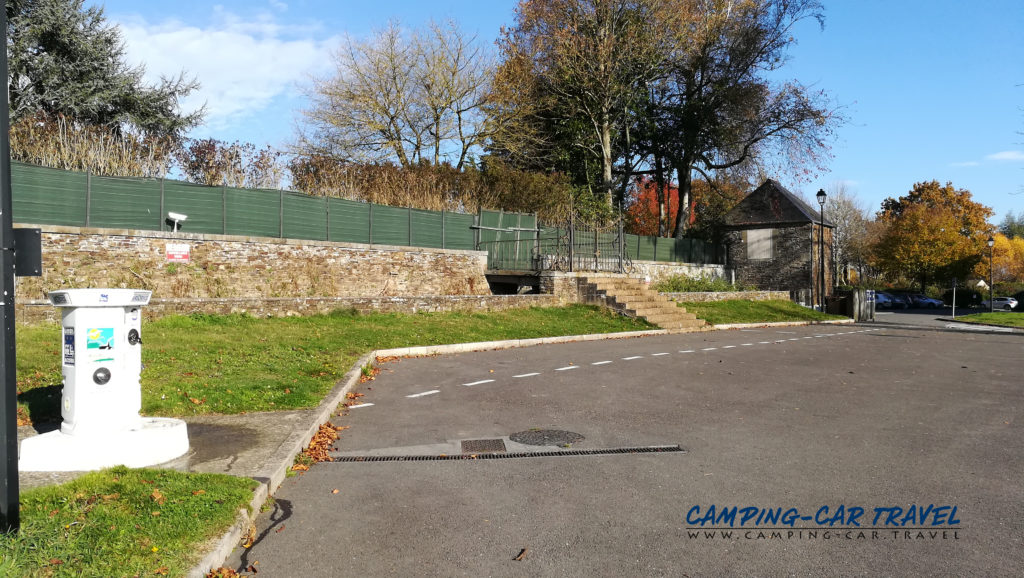 Bazouges-la-Pérouse : aire de services en Bretagne - Camping-car Travel
