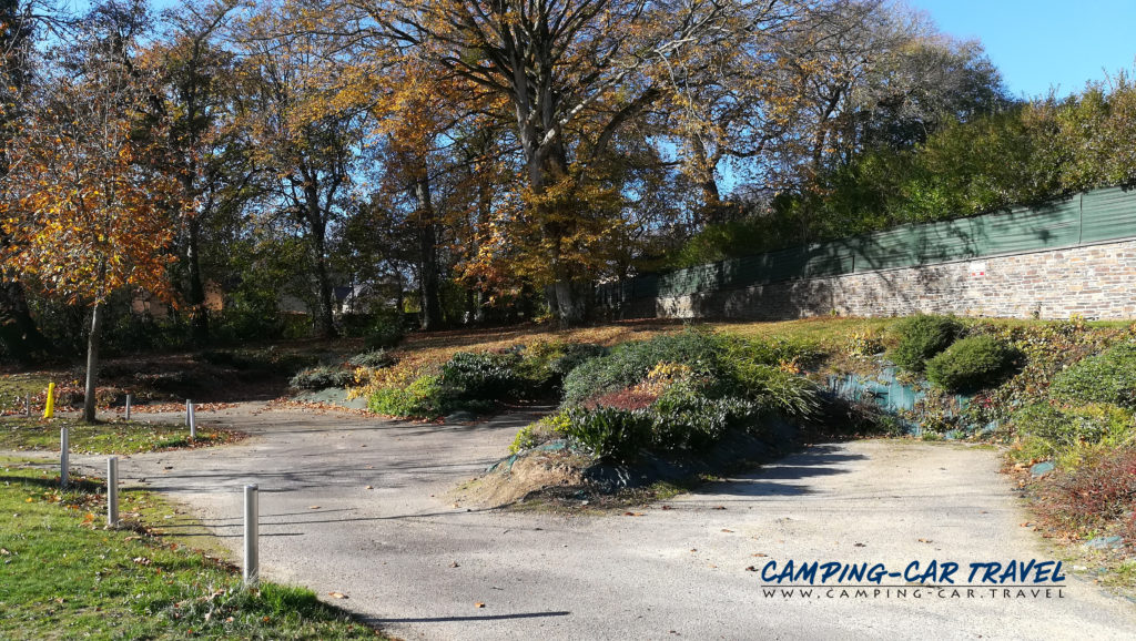 Bazouges-la-Pérouse : aire de services en Bretagne - Camping-car Travel